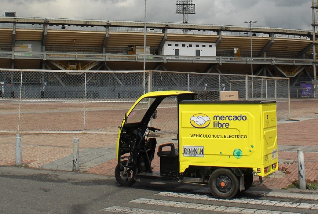 Mercado Libre estrena en Colombia su nueva flota de motocarros y vans ...