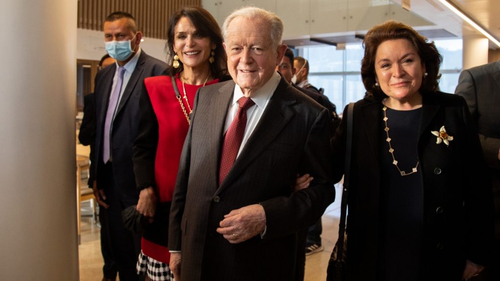 'Consideramos que era un deber moral hacer un poco más de contribución ...