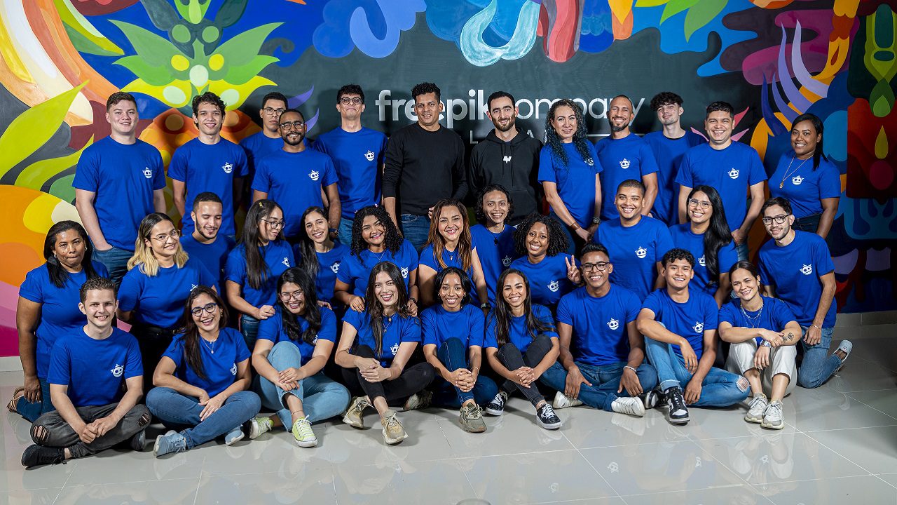 Freepik adquiere la colombiana Original Mockups poniendo a brillar a ...