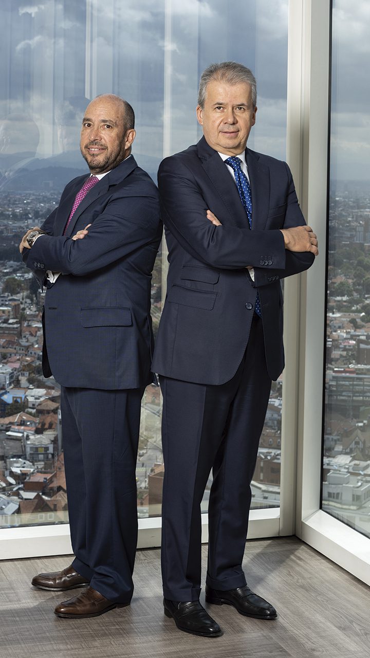 La billonaria ley de los negocios: las mentes detrás de las grandes ...