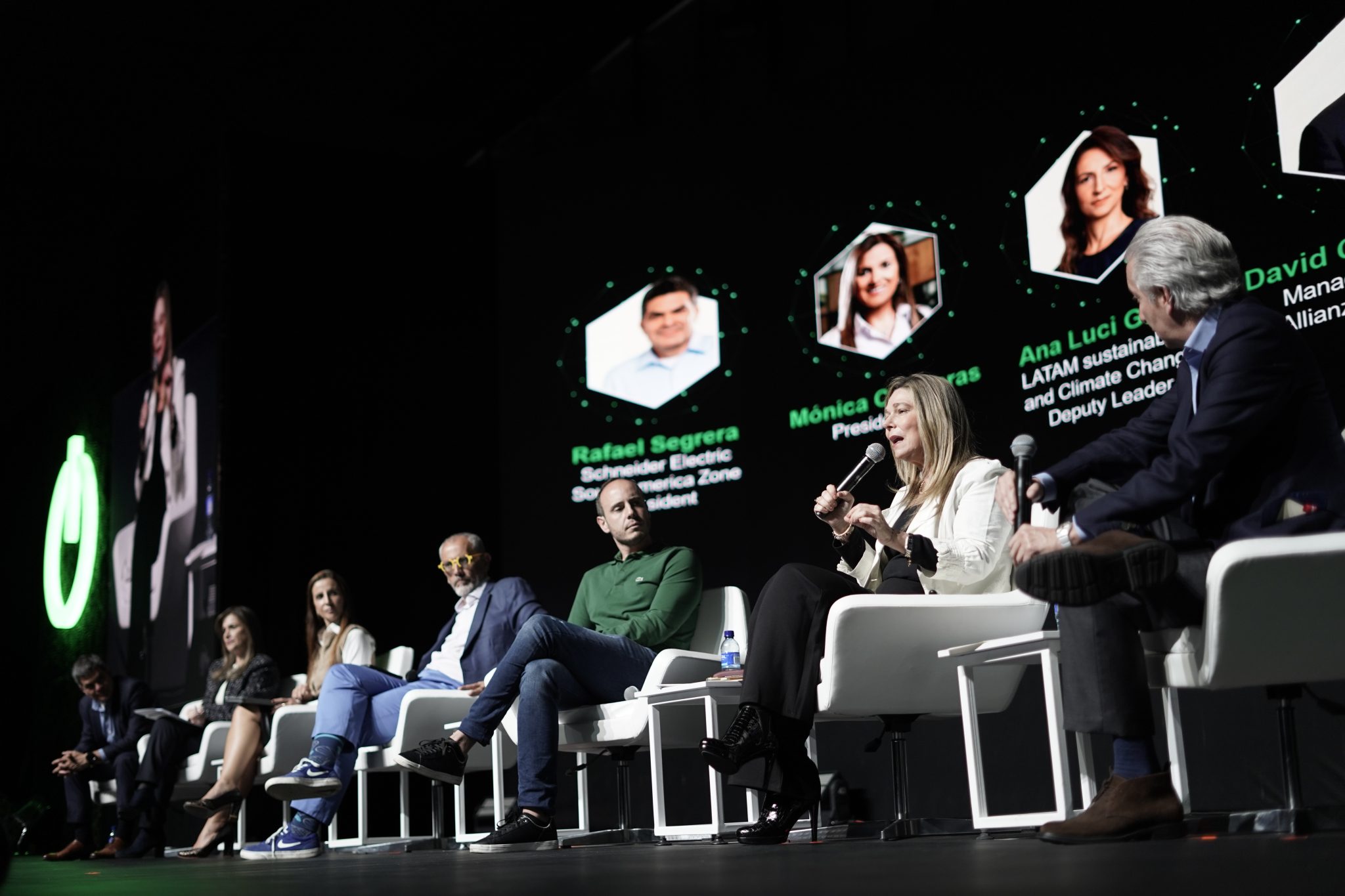 #EnFotos | Así se vivió el Innovation Summit de Schneider Electric